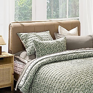 EVERGRACE Floral Printed Quilt Comforter Set Queen Size, 3 Pieces (1 Reversible Quilt Bedding Set, 2 Pillow Shams), Microfiber Lightweight Coverlet Bedspread for All Seasons, Sage Green, 92"x96"