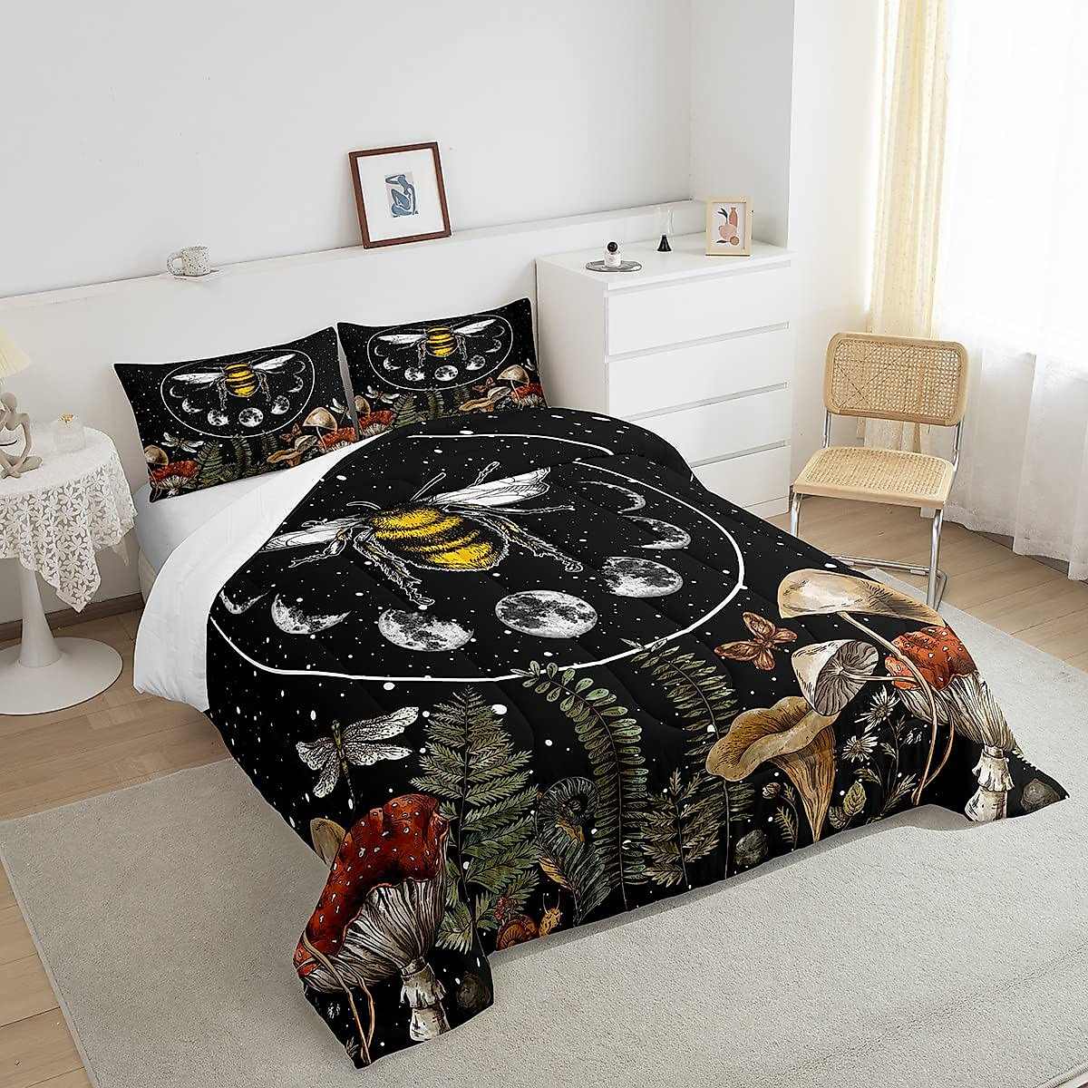 Erosebridal Boho Bee Bedding King Moon Print Comforter Set Wild Fungus Bedding Comforters & Sets Chic Wildlife Duvet Set Mushroom Green Leaves Quilt Set Animal and Botanical Theme Home Decor, Black