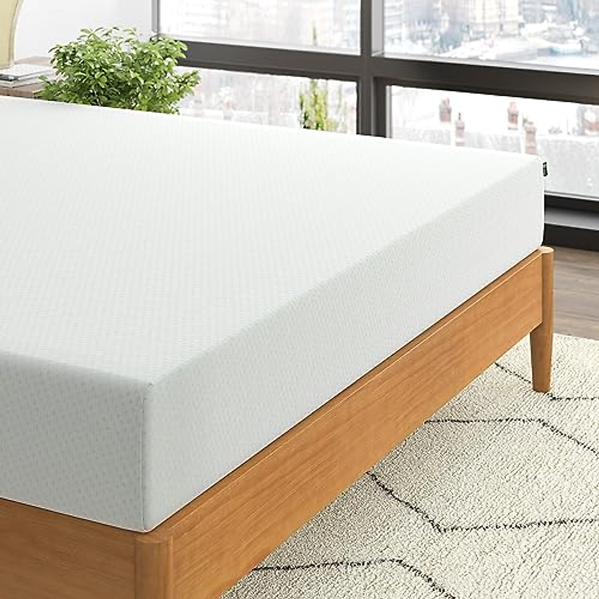ZINUS 8 Inch Green Tea Memory Foam Mattress, Queen, Fiberglass Free, Patented Custom Contour Support, Sturdy Base Foam, CertiPUR-US Certified, Mattress in A Box, White