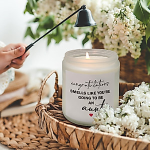 QASHWEY Auntie Candle, Pregnancy Announcement Candles Gifts for Auntie Sister Friends, New Aunt Gifts Soy Candle, Smells Like You’re Going to an Auntie Lavender Fragrance Candles for Home Scented