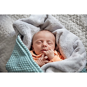 Johnson's Moisturizing Bedtime Baby Lotion with Coconut Oil & NaturalCalm Aromas to Help Relax Baby, Hypoallergenic & Free of Parabens, Phthalates & Dyes, Mild Baby Skin Care, 13.6 fl. oz x 3 Pack