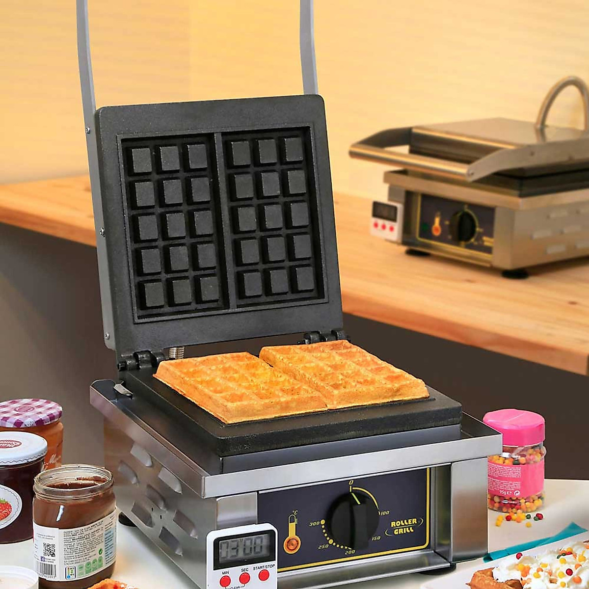 Equipex GES20/1 Single Cast Iron Plate Waffle Maker with Liege Pattern Plate, Stainless Steel, 208/240v, NSF
