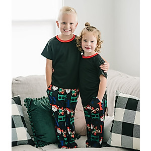 IFFEI Matching Family Pajamas Sets Christmas PJ's with Short Sleeve Black Tee and HOHOHO Print Pants Loungewear with Pocket Women L