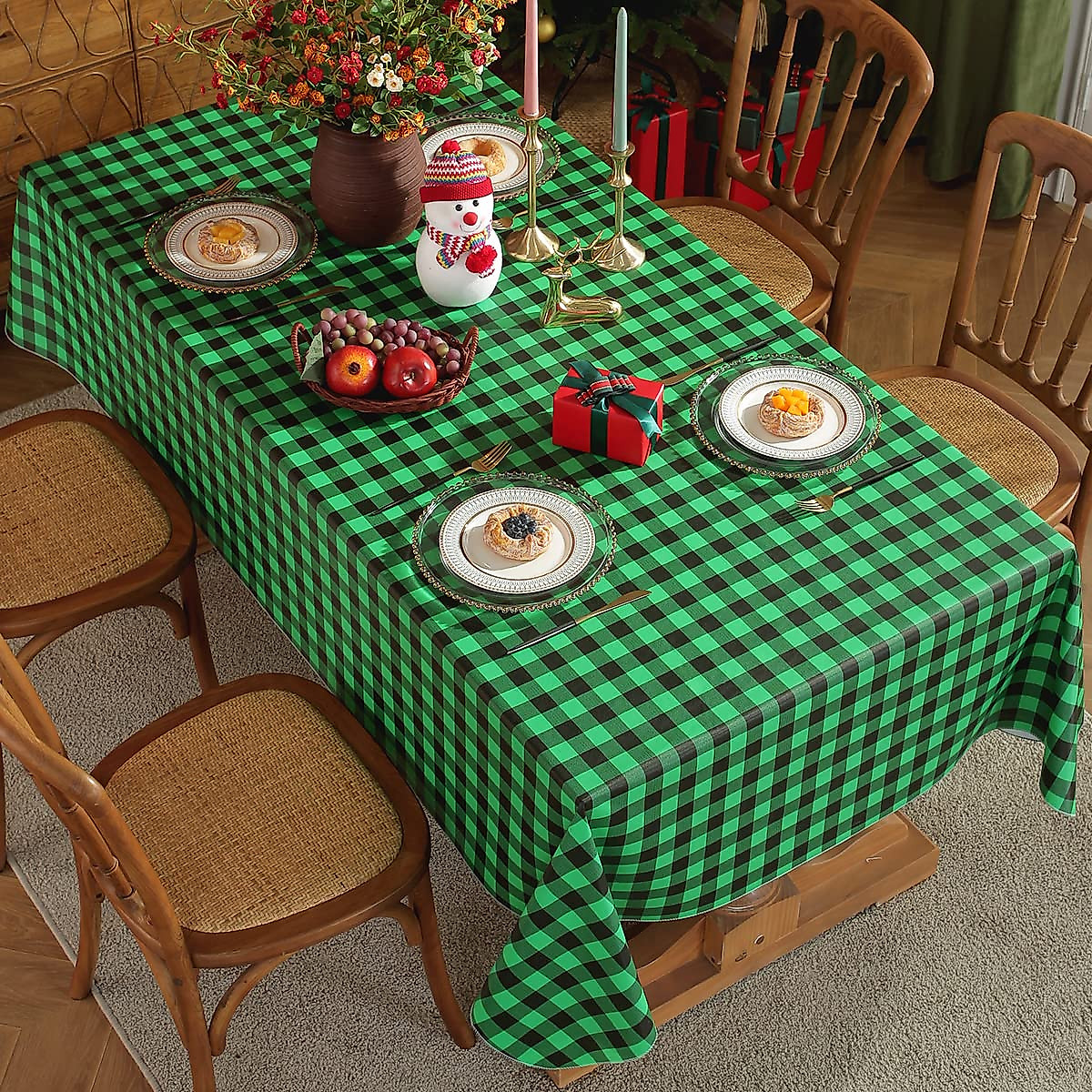 Buffalo Plaid Vinyl Christmas Tablecloth Rectangle 52 x 70 Inch With Flannel Backing, Waterproof & Anti Slip Plastic Tables Cloths, Heavy Duty Table Cover for Winter, Party & Holiday, Green and Black
