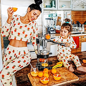 Zulay Professional Citrus Juicer - Manual Citrus Press and Orange Squeezer - Metal Lemon Squeezer - Premium Quality Heavy Duty Manual Orange Juicer and Lime Squeezer Press Stand, Black