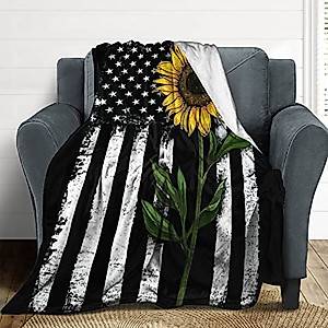 Moveise American Flag Flannel Throw Blankets Vintage USA Flag Sunflower Fuzzy Blankets Warm Lightweight Bed Throws 56"x45" Inches
