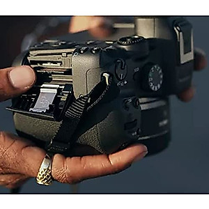 Canon 5137C055 EOS R7 Mirrorless Camera Content Creator Kit Bundle with 3 YR CPS Enhanced Protection Pack