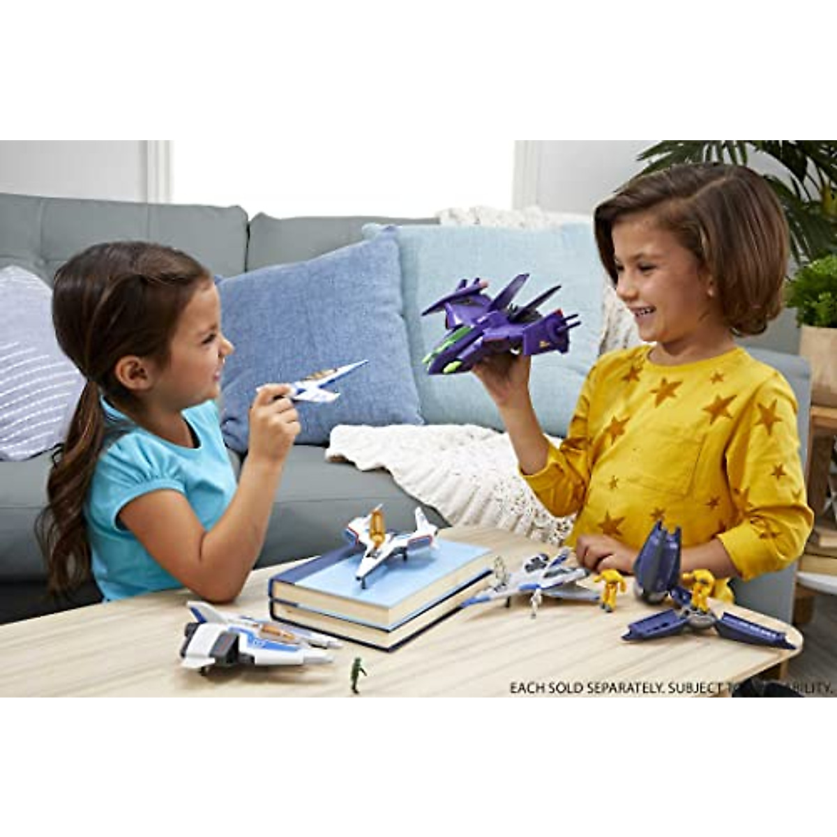 Mattel Lightyear Toys Hyperspeed Series Xl-15 Spaceship (6 In) & Buzz Lightyear Action Figure 1.25 In)