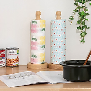 GOODSDECO Wooden Paper Towel Holder - Paper Towel Hanger Rack, Countertop Kitchen Paper Towel Dispenser, Standing Paper Towel Roll Hanger, Rubberwood Paper Towel Holder (Natural)