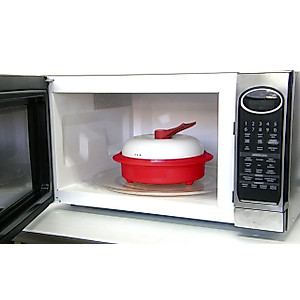 Microhearth 1.5-Quart Nonstick 4-piece Everyday Pan Set for Microwave Cooking, Red