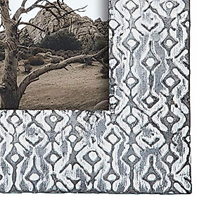 Foreside Home & Garden 4 x 6 inch Decorative Distressed Whitewashed Metal Pattern Picture, 4x6, Dawson Photo Frame