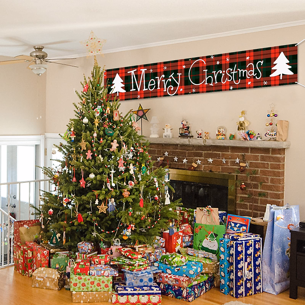 Large Merry Christmas Banner Xmas Outdoor Decorations Double Printed Green Red Buffalo Plaid Trees 120" x 20" Huge Yard Sign Holiday Party Supplies Backdrop Home Decor Ornaments for Garden House Fence Garage Indoor Gifts