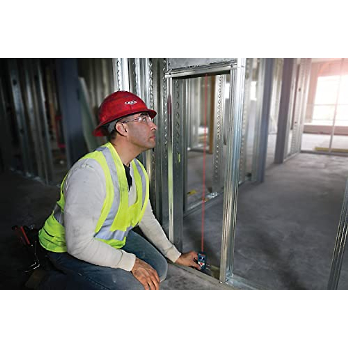 BOSCH Blaze GLM50C Bluetooth Enabled 165ft Laser Distance Measure with Color Backlit Display