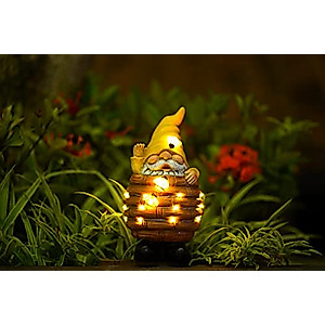 Garden Gnome Statue Decor Bee Solar Gnome Figurine in Resin Bucket with Solar LED Lights Garden Gnome Decoration for Patio Yard Lawn Porch Garden Gifts