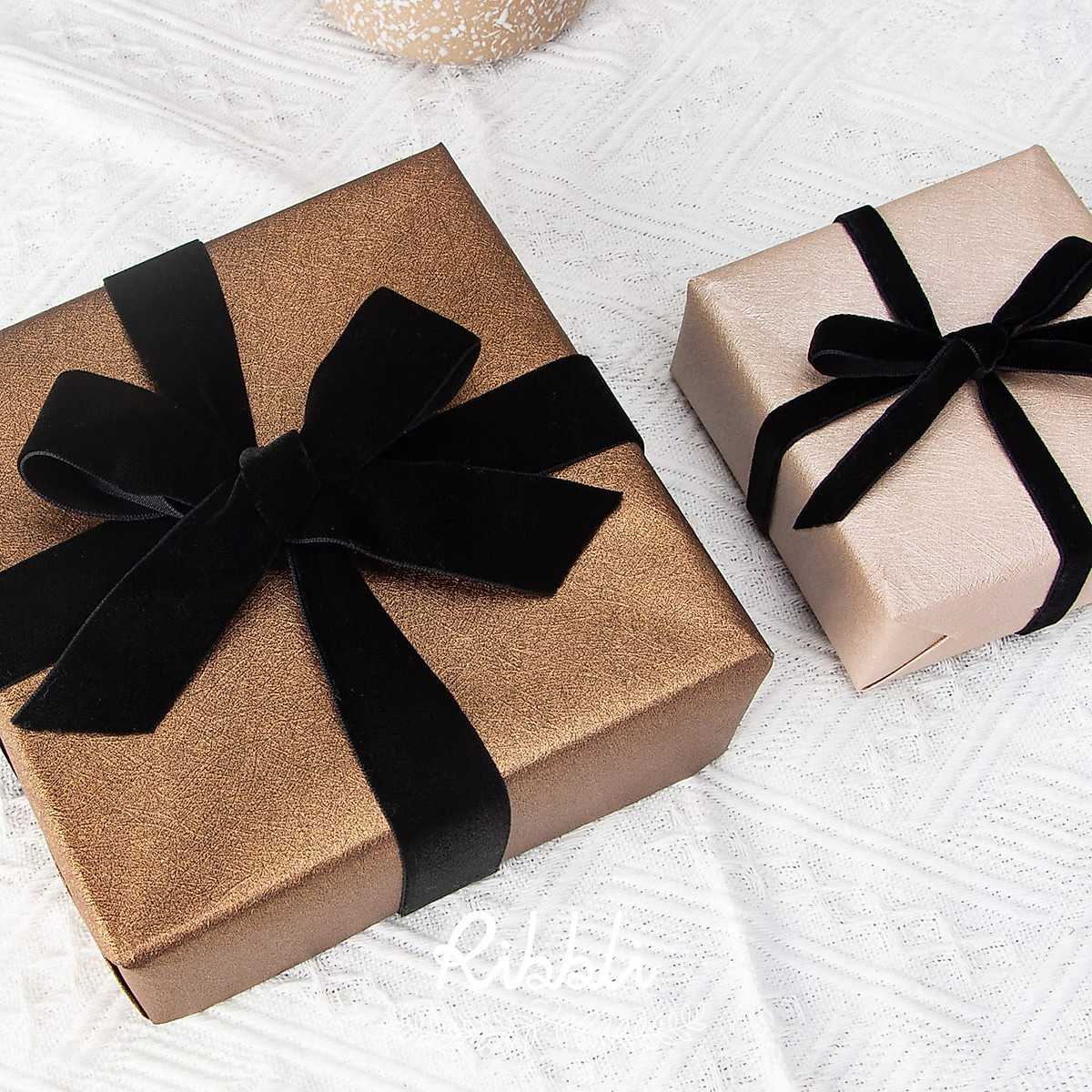 Ribbli Polyester Black Velvet Ribbon,3/8 Inch,10-Yard Spool,Use for Choker,Gift Wrapping,Floral Bouquets, Boutonnieres