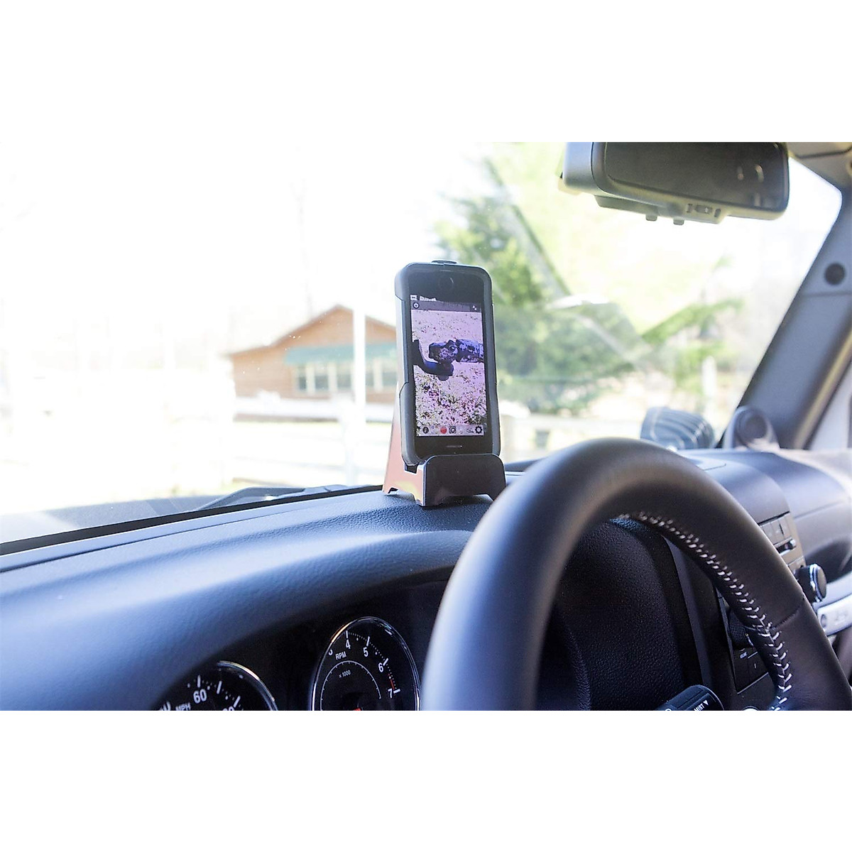 RAMPAGE PRODUCTS Poartble Wi-Fi Backup Camera | Black/Silver, 12V, USB Connector | 7710 | Universal Fit