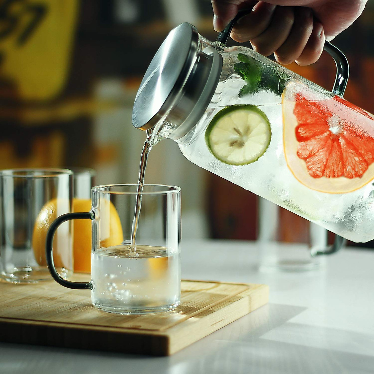 LUXU 42oz Glass Pitcher Set,Contain a 42oz Glass Pitcher and 4 coffee mugs with Dark Green Handle,Premium Kettle set for Daily Use,Pretty Teapot Idea For Tea Lovers