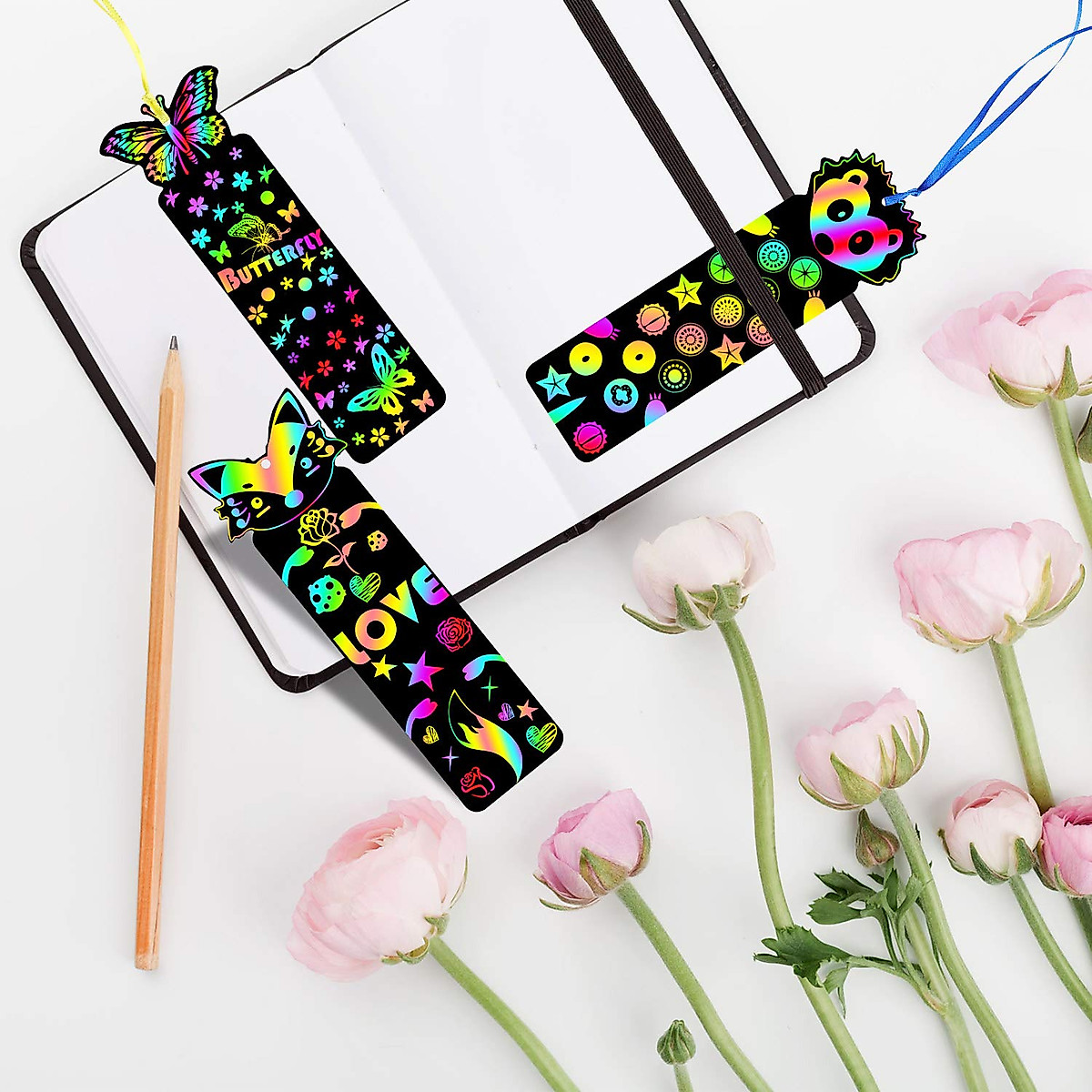 Blulu 100 Pieces 20 Styles Valentines Animal Scratch Bookmarks for Kids Magic Scratch Bookmarks DIY Bookmark Crafts with 100 Pieces Ropes and 20 Pieces Wood Stylus for Boys Girls Students Classroom