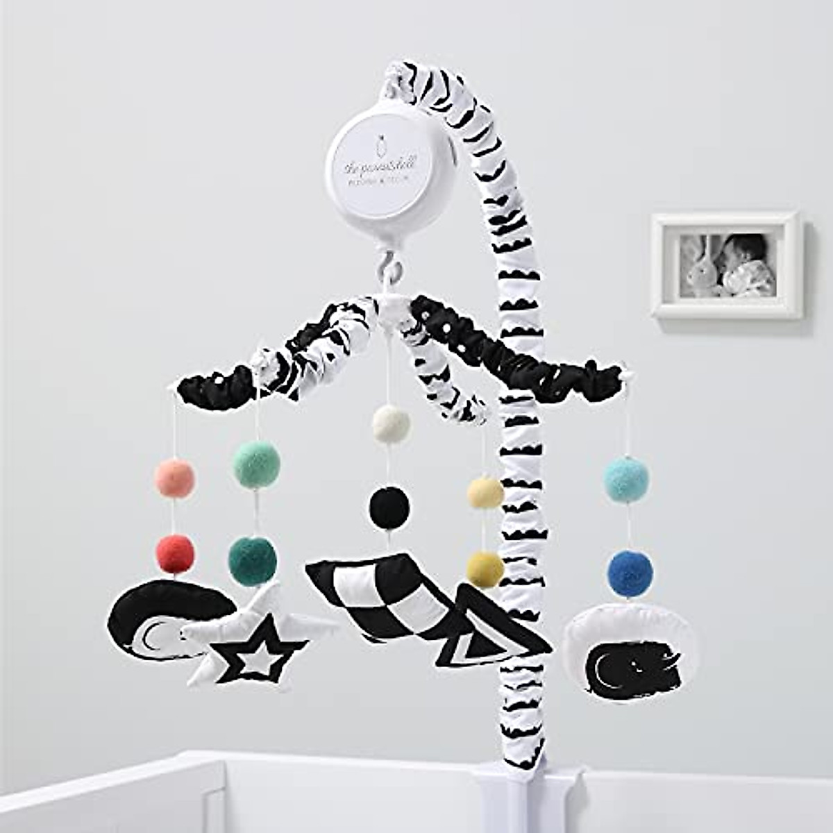 The Peanutshell Montessori Crib Mobile for Baby Boys or Girls - Digital Music Box with 12 lullabies