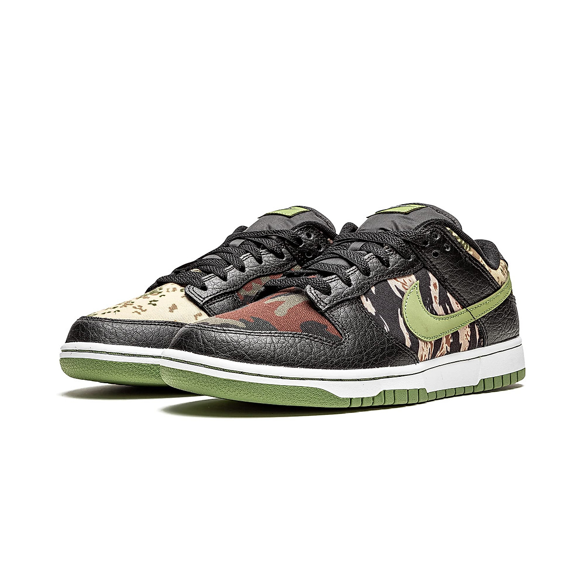Nike Mens Dunk Low DH0957 001 Black Multi-Camo - Size 10