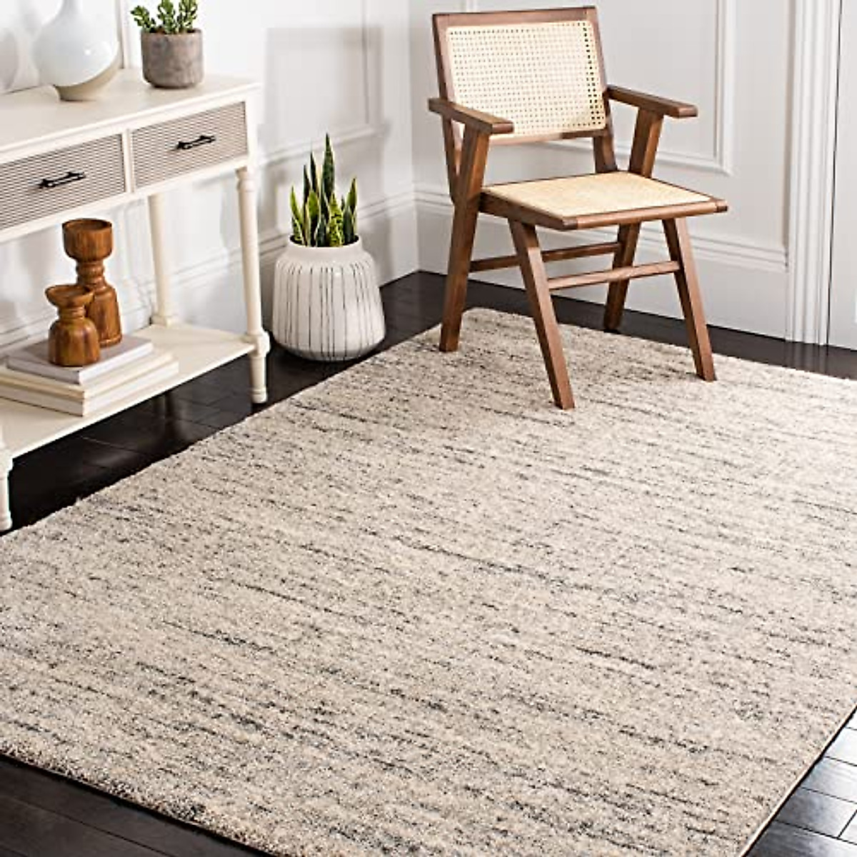 SAFAVIEH Retro Collection Accent Rug - 4' x 6', Ivory & Gold, Modern Abstract Design, Non-Shedding & Easy Care, Ideal for High Traffic Areas in Entryway, Living Room, Bedroom (RET2133-1121)