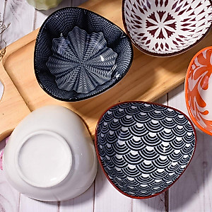 BOSILI Ceramic Soy Sauce Dishes set of 5, Japanese Soy Dishes Dipping Bowls Sauce Cups for Dumpling Sushi