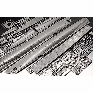 Revell RV05166 1:72 - German Submarine Type IX C U67/U154 Plastic Model kit