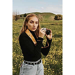 Art Tribute Spring Blossom Flowers Camera Shoulder Strap Belt For All DSLR Camera – Vibrant Design Universal DSLR Strap, Multi Color Neck Belt Best Gift for Men & Women Photographers