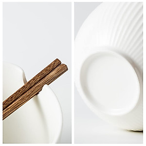 KAMAIDI Ceramic Ramen Noodle Bowl with Matching Chopsticks, Soup Bowls for Udon Soba Pho Asian Noodles, Dishwasher and Microwave Safe, 28 oz