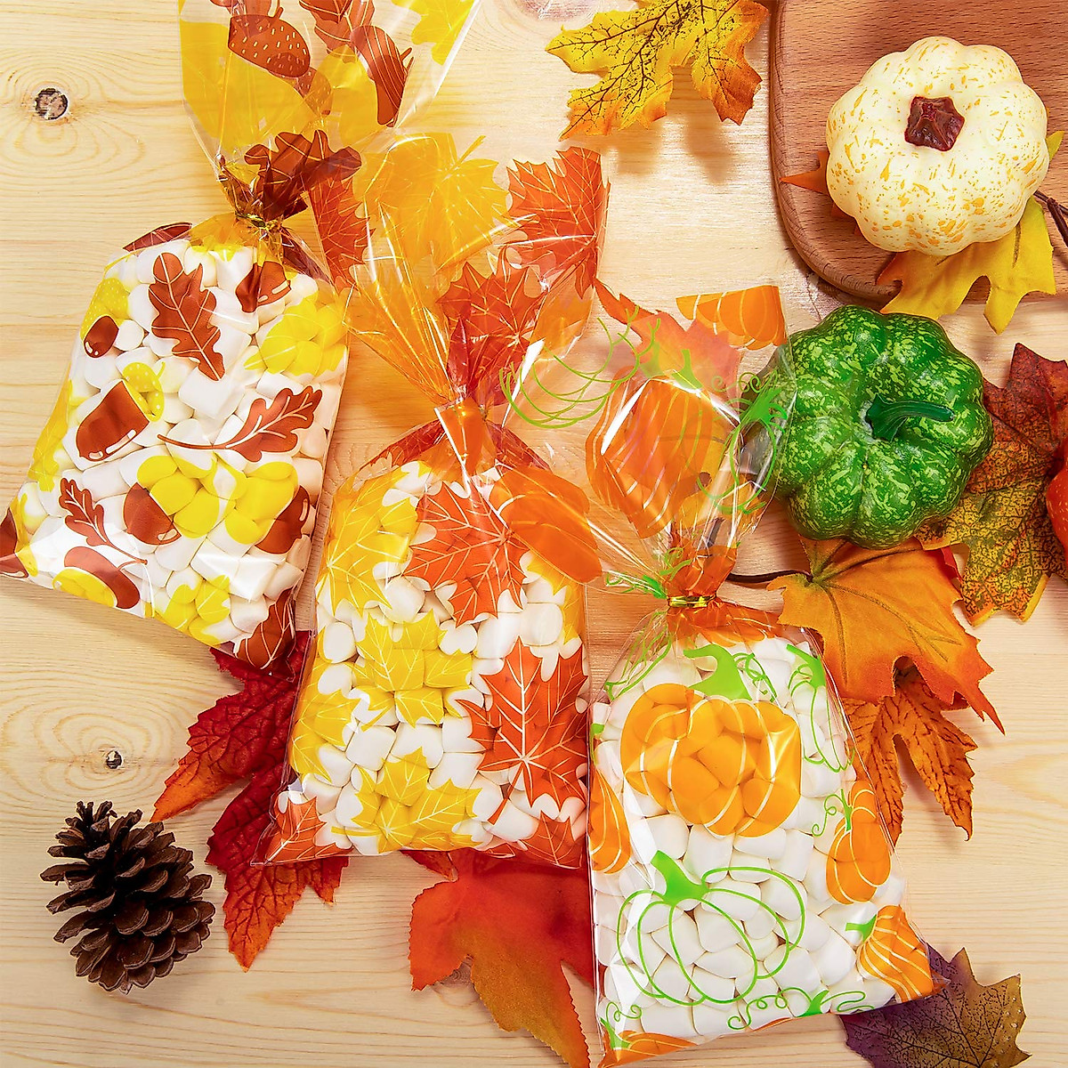 Whaline 150 Pcs Fall Cellophane Bags Maple Leaves Cello Bag 3 Styles Autumn Goodie Treat Bags with Gold Twist Tie Plastic Pumpkin Candy Gift Bag for Thanksgiving Halloween Party Favor Supplies