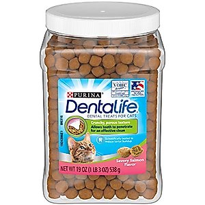 DentaLife Purina Made in USA Facilities Cat Dental Treats, Savory Salmon Flavor - 19 oz. Canister