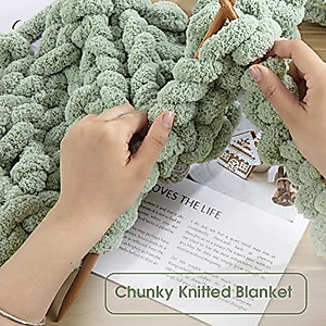 HOMBYS Sage Green Chunky Chenille Yarn for Crocheting, Bulky Thick Fluffy Yarn for Knitting,Super Bulky Chunky Yarn for Hand Knitting Blanket, Soft Plush Yarn, 8 Jumbo Pack (31.7 yds,8 oz Each Skein)