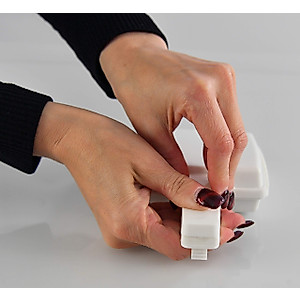 HOME-X Microwavable Classic Square Belgian Waffle Maker