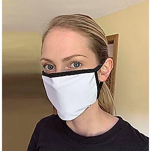 3dRose TDSwhite – Horse Equine Photos - Itchy Horse Equine Scene - Face Masks (fm_285520_1)