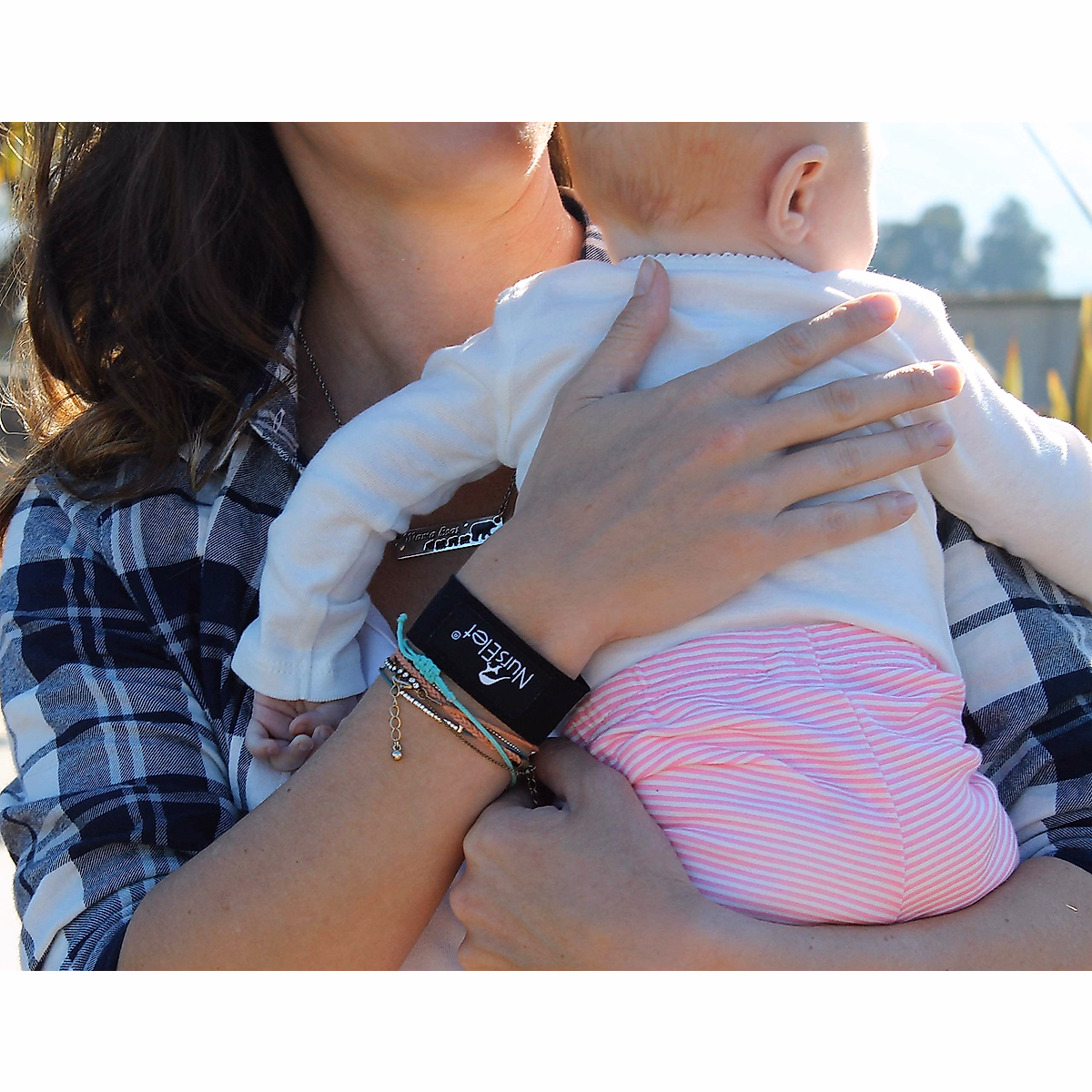 NursElet Nursing Bracelet, Hands-Free Shirt Holder Becomes Your Reminder Bracelet, Multifunctional, Pumping Mom Essential, Breastfeeding Helper, Must Have Baby Product