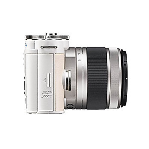 Pentax PENTAX Q-S1 (Pure White) 12.4MP Mirrorless Digital Camera with 3-Inch LCD (Pure White)