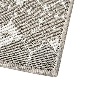 Unique Loom Outdoor Trellis Collection Area Rug - Cardak (7' 10" x 10' Rectangle, Gray/ Ivory)