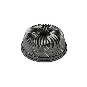 Nordic Ware Bavaria Bundt Pan, 10-Cup, Graphite
