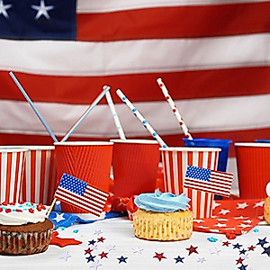TecUnite 8 Strands Patriotic Star Streamers Banner Garland for 4th of July BBQ, Memorial Day, Veterans Day Party, Independence Day Celebration, Labor Day， Holiday Decorations, Red White Blue
