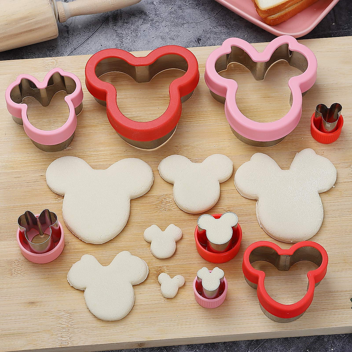 Cookie Mold for Homemade Treats - Stainless Steel Cookie Cutter molds for Kids Suitable for Cakes Sandwiches Vegetables Fruits and Cookies (Assorted Sizes)