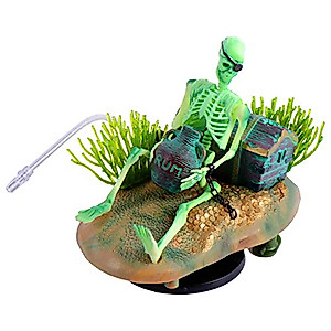 POPETPOP Aquarium Ornament Pirate Skeleton Decoration Skull Fish Tank Decor Cave for Hiding Betta Fish Accessories