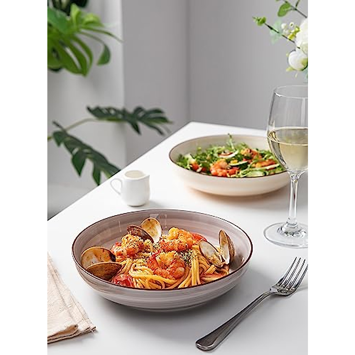 Sweese Pasta Bowls, 30 Ounce Salad Bowls, Neutral Serving Bowls, Pasta Bowls Set of 6, 8.3 Inch Porcelain Plate Bowls