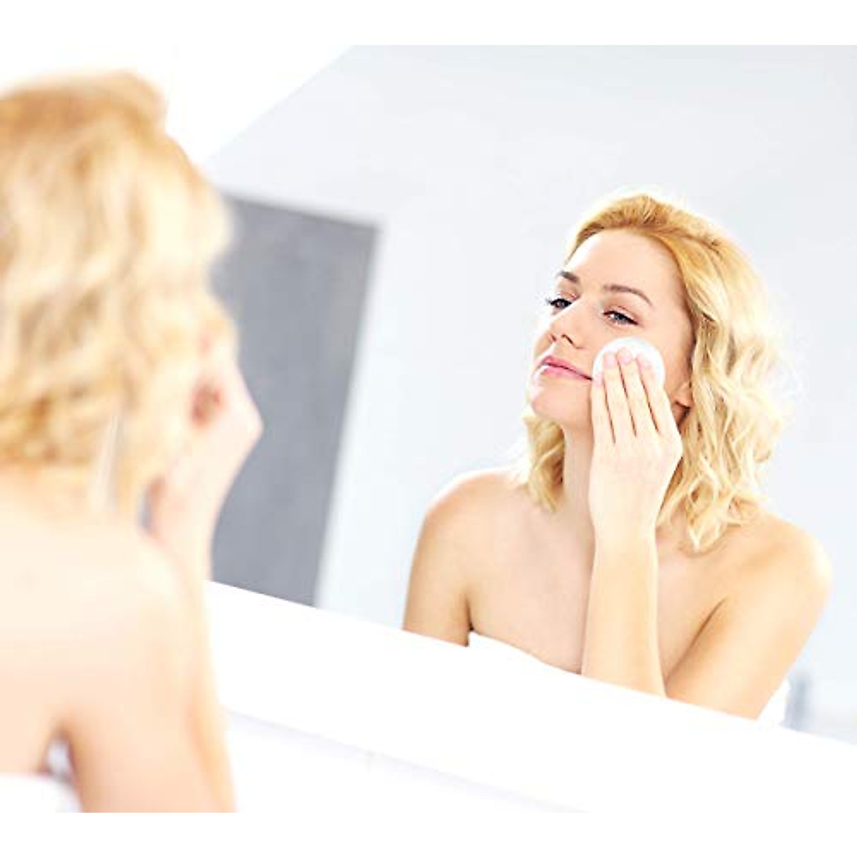 AnnaLisa 100% Pure Combed Cotton Rounds 3 Packs of 80 Hypoallergenic & Absorbing Cotton Pads for Face/Makeup/Nail Polish Removal |240-Piece Italian Round Facial Cleansing|