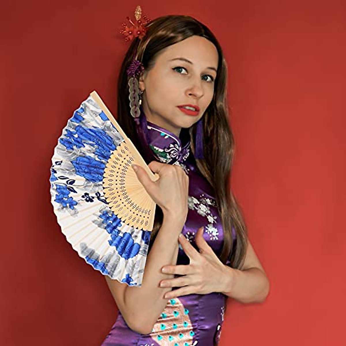 RAZZUM 2 Pcs Floral Folding Hand Fan Chinese Vintage Retro Silk Handheld Fans with Frames for Wedding Dancing Church Party Gifts As Shown Fan