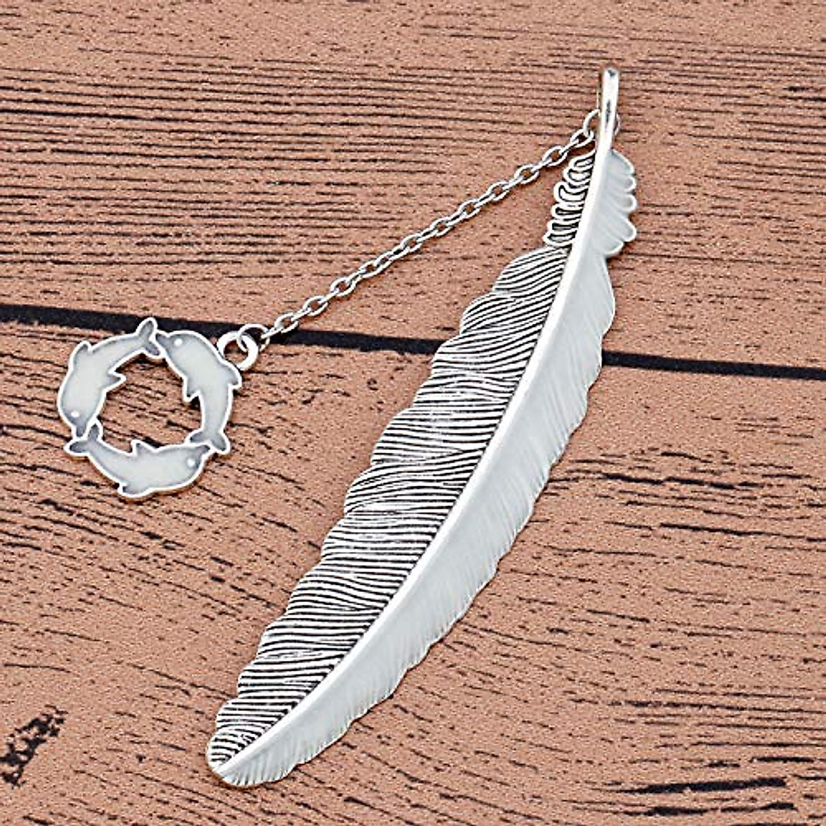 Gzrlyf Dolphin Bookmark Glow in The Dark Bookmark Luminous Book Markers Dolphin Gifts Book Lover Gifts (Three Dolphin Luminous Bookmark)