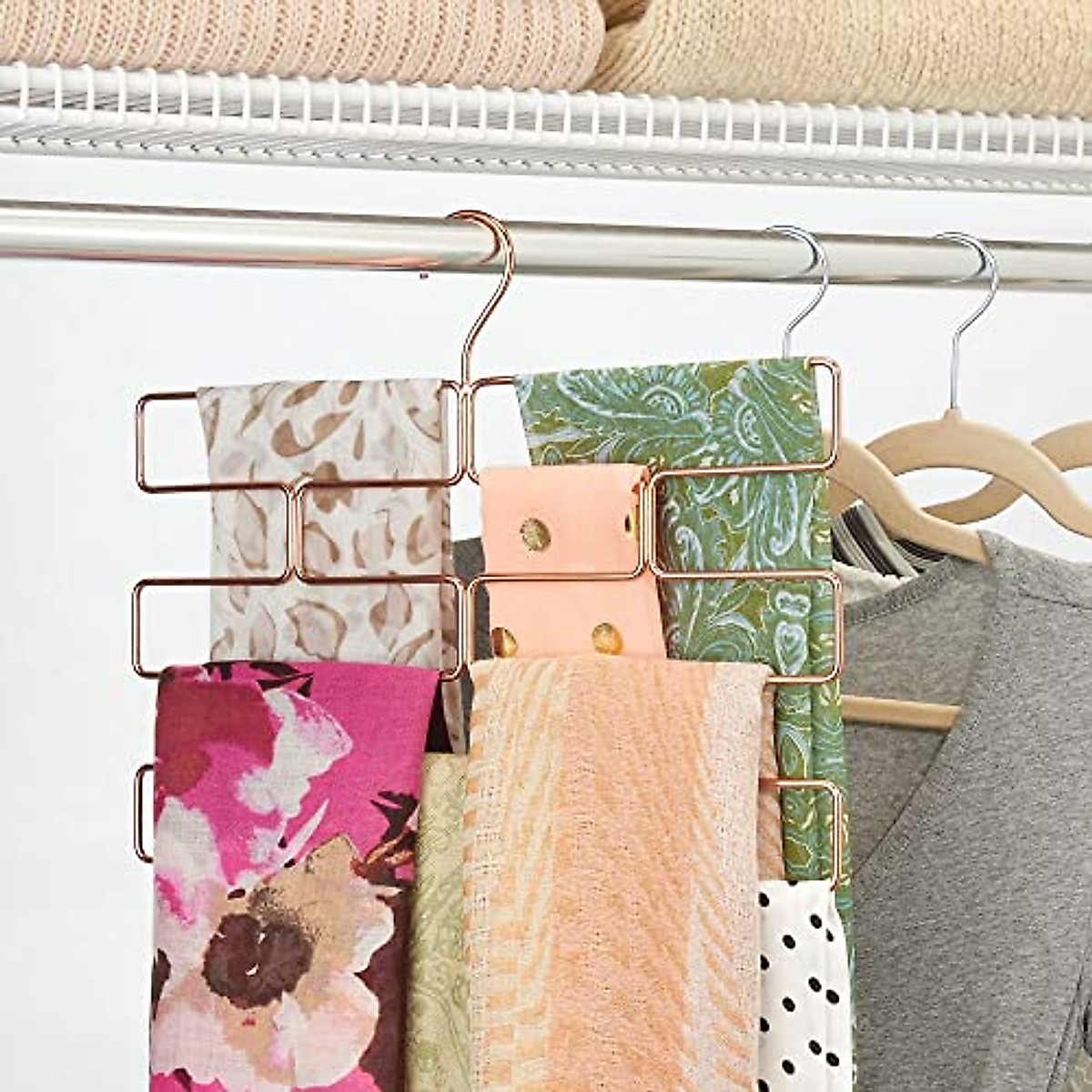 mDesign Modern Metal Closet Rod Hanging Accessory Storage Organizer Rack for Scarves, Ties, Yoga Pants, Leggings, Tank Tops - Snag Free, Geometric Design, 8 Sections - Rose Gold