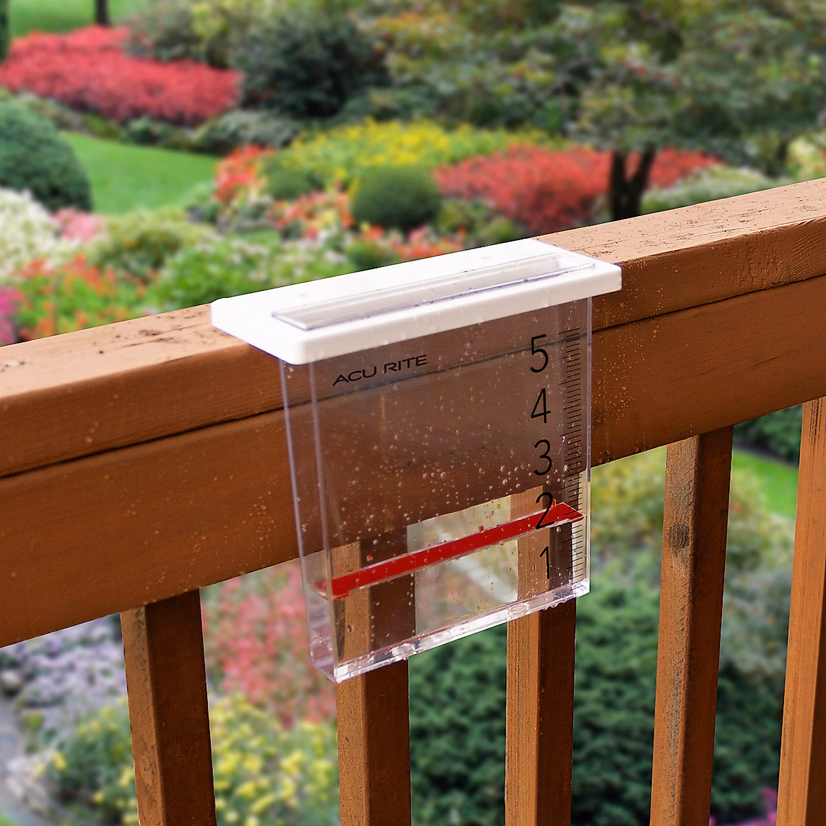 AcuRite Waterfall Rain Gauge with 5-inch Rainfall Capacity (00858W), Clear