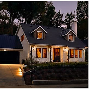 Ring Smart Lighting – Outdoor Motion-Sensor, White (Bridge required)