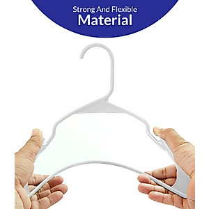 ROYALE 20 Pack White Plastic Hangers For Clothes - Heavy Duty Plastic Clothes Hanger Ideal For Everyday Standard Use - Lightweight & Space Saving Notched Plastic Hangers - Slim & Sleek Shoulder Groove