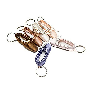 WENDYWU Fashion Ballet Shoes Key Chain Ballrian Pointe Shoes Car Bag Chain for Girls and Womens (Pink)
